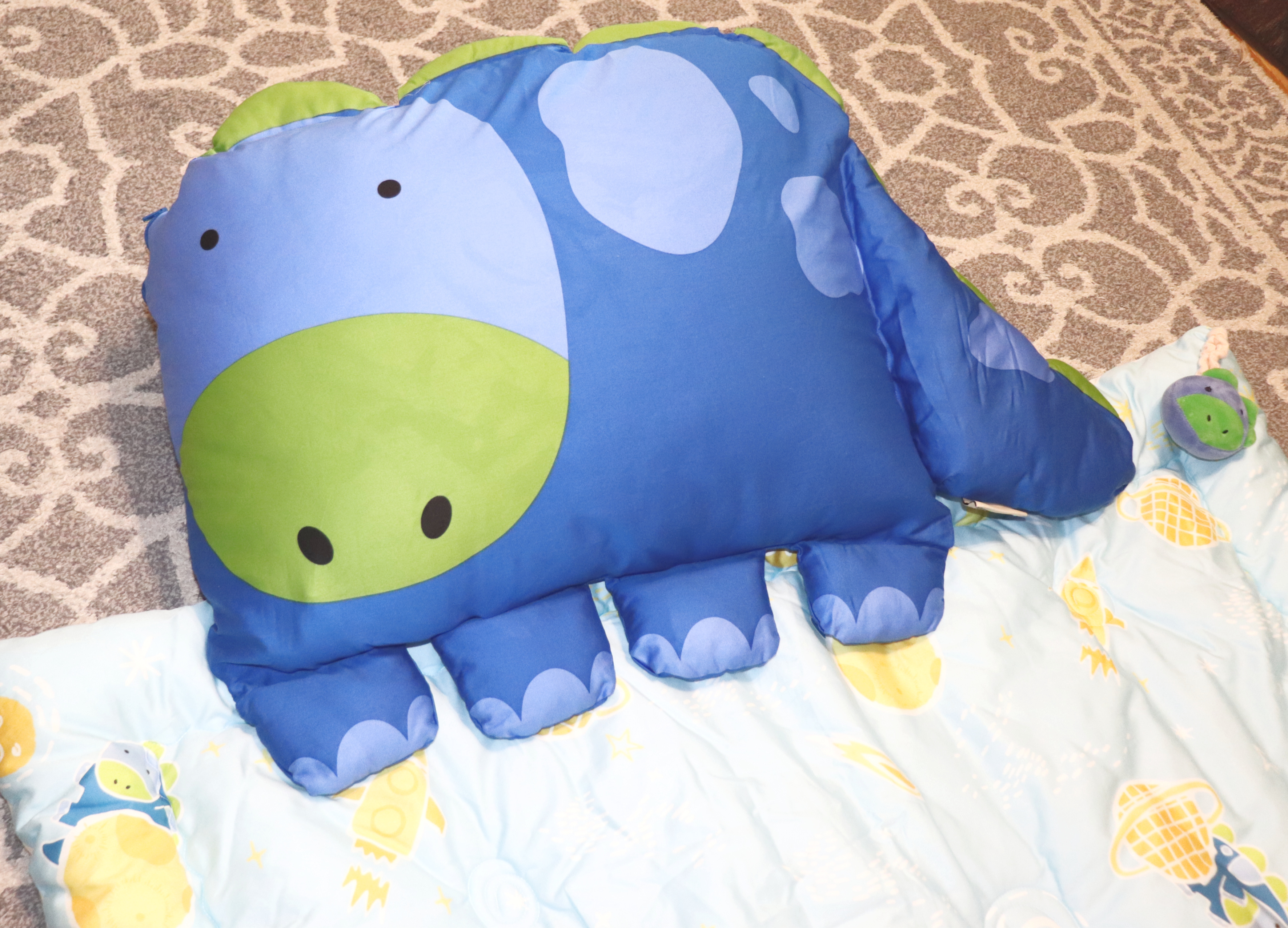 joli moli 4 – MamatheFox